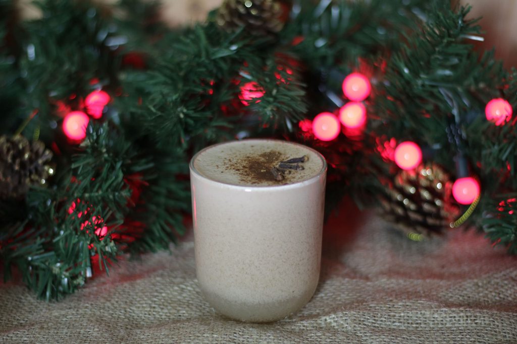DAIRY AND EGG FREE EGGNOG - VEGAN - Dairy Free Daisy