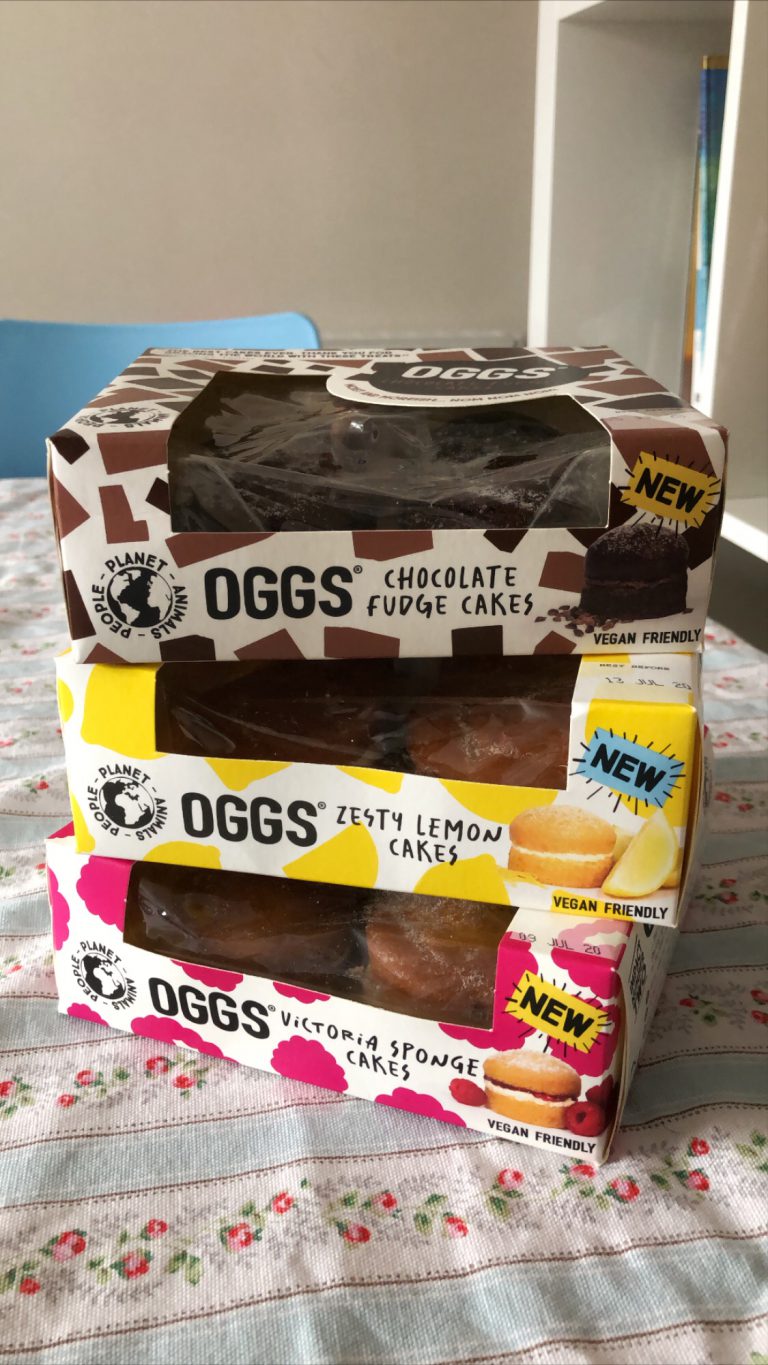 OGGS - VEGAN friendly cakes you can buy at your local supermarket ...